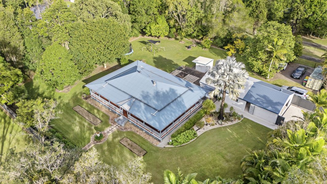 Sold 7 Forsyth Place, Mooloolah Valley, QLD 4553 for $1,048,000 on 19 ...