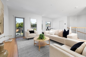 Sold 128F Raglan Street, Preston, VIC 3072 for $771,000 on 31 May, 2025