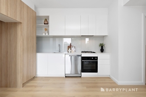 7/690 Stud Road, Scoresby, VIC 3179 for Sale | view.com.au