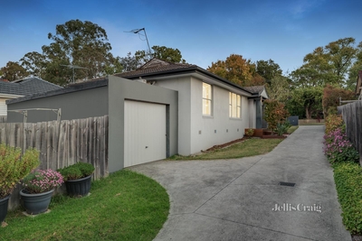 Sold 1/11 Cobham Road, Mitcham, VIC 3132 for $832,000 on 10 May, 2025