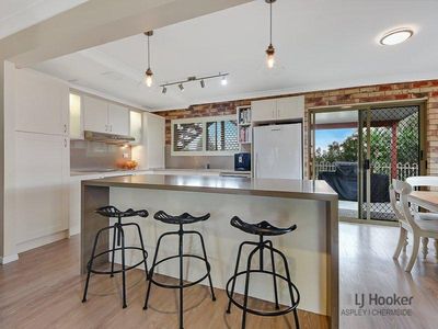 22 Jinker Track, Albany Creek, QLD 4035 Property Details - view.com.au