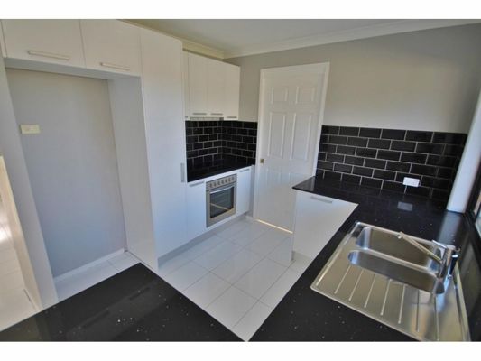 22 Shapcott Place, Runcorn, QLD 4113 Property Details - view.com.au