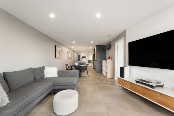 2206/92 Quay Street, Brisbane City, QLD 4000 Property Details - view.com.au