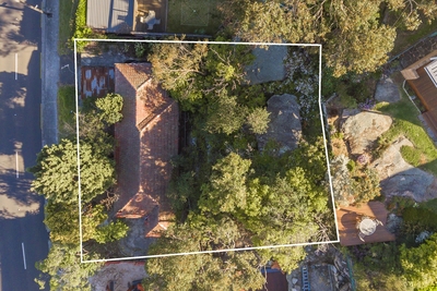 Explore Eastern Valley Way, Middle Cove, NSW - 2068 - view.com.au