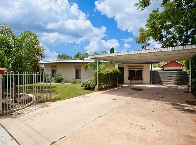 Sold 112 Memorial Avenue, Alice Springs, NT 0870 for $450,000 on 21 Mar ...