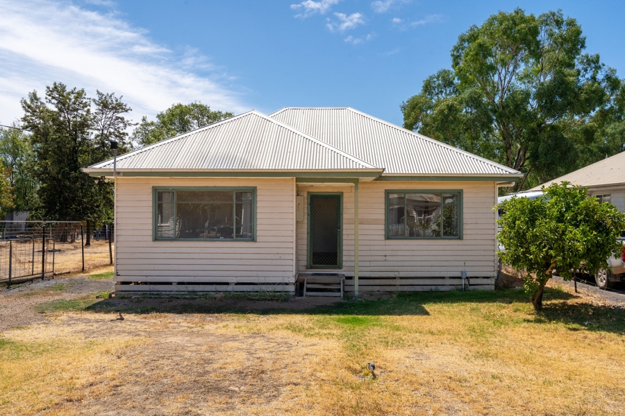 Sold 16 Branjee Road, Euroa, VIC 3666 for $357,600 on 14 Apr, 2025