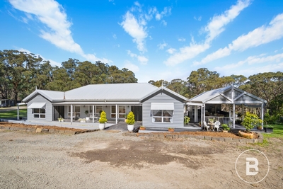 Sold 55 Sexton Court, Gordon, VIC 3345 for $1,065,000 on 03 Mar, 2026