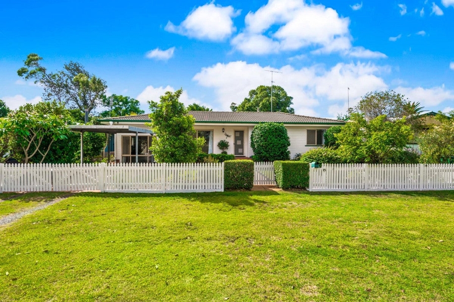 15 Friend Street, Harristown, QLD 4350 for Sale | view.com.au
