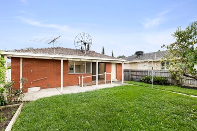 Sold 91 Sterling Drive, Keilor East, VIC 3033 for $822,000 on 19 Jun, 2024