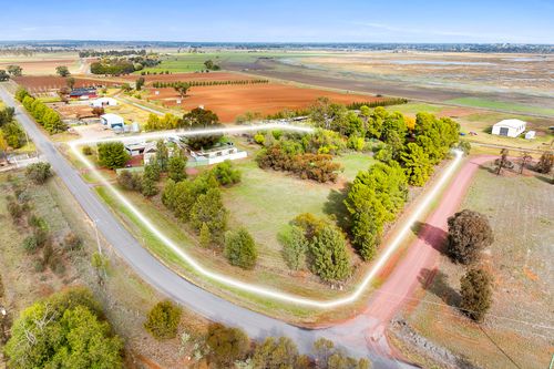 32 Houses for Sale in Leeton, NSW 2705