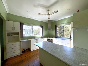 Sold 8 Patrick Street, Malanda, QLD 4885 for $305,000 on 09 Oct, 2024
