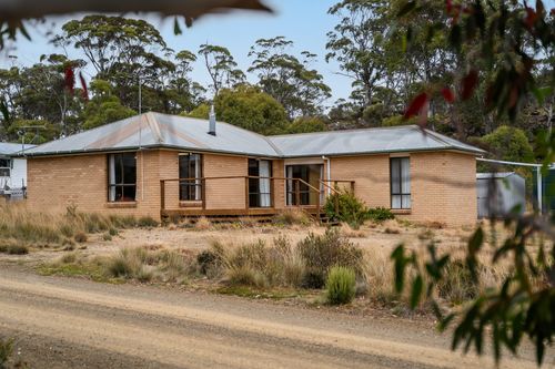 28 Real Estate Properties for Sale in Miena, TAS 7030