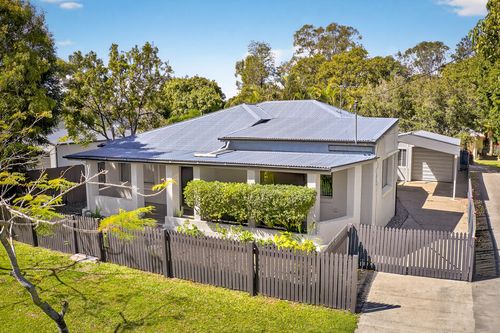 55 Houses for Sale in Mitchelton, QLD 4053