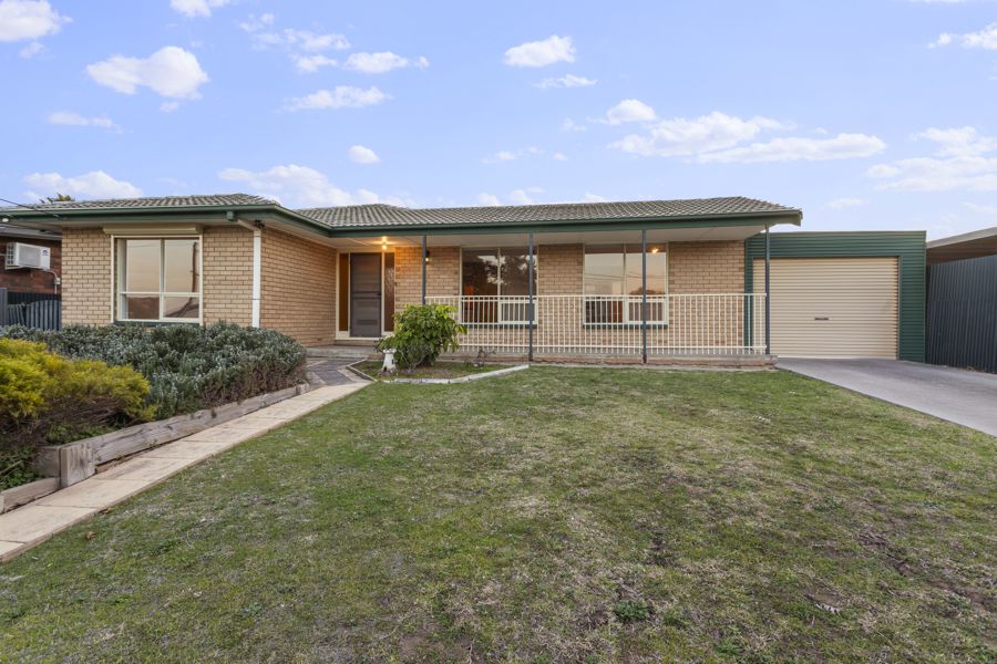 Sold 8 Aldrin Crescent, Modbury North, SA 5092 for $750,000 on 31 Aug, 2024