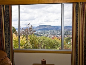 18 Darling Parade, Mount Stuart, TAS 7000 for Sale | view.com.au