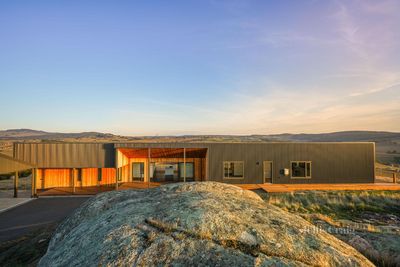 Sold 115 Zig Zag Road, Nulla Vale, VIC 3435 for Contact Agent on 04 Mar ...