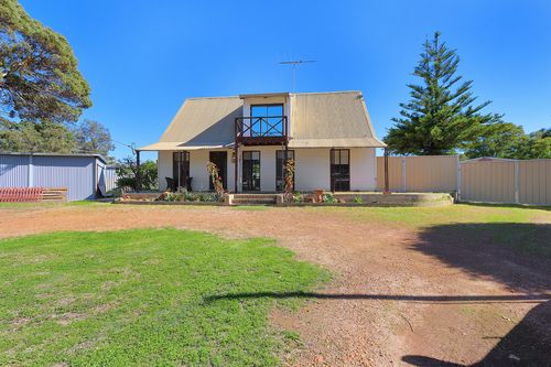 34 Real Estate Properties for Sale in Pinjarra, WA 6208