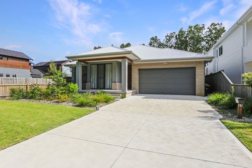 94 Real Estate Properties for Sale in Tea Gardens, NSW 2324