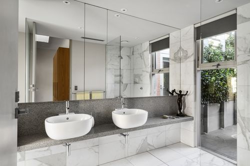 677 Real Estate Properties for Sale in Toorak, VIC 3142