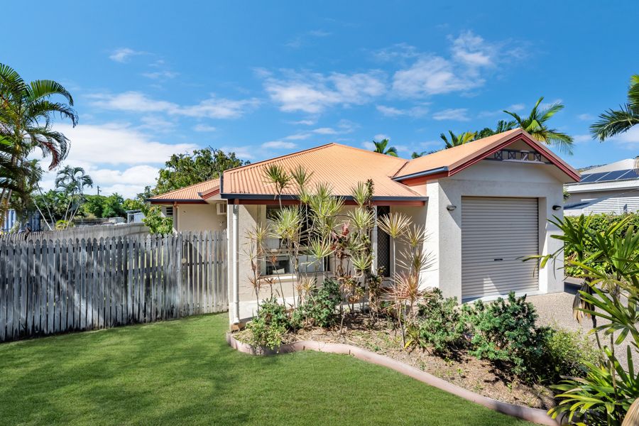 Sold 1/21 Elizabeth Street, Aitkenvale, QLD 4814 for $380,000 on 09 Aug ...