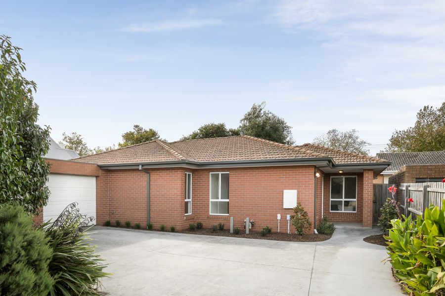 Sold 2/10 Clapham Road, Hughesdale, VIC 3166 for Contact Agent on 14 ...