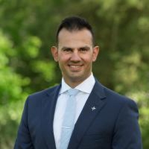 Kosta Mesaritis - Jellis Craig Bentleigh | View