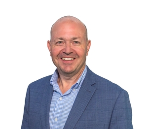 Steve Pryor - Raine & Horne Kiama | View