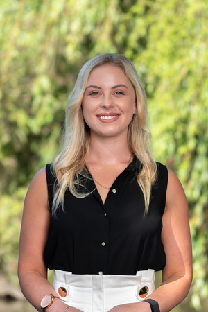 Leaha Davis - Ray White Nowra NSW | View