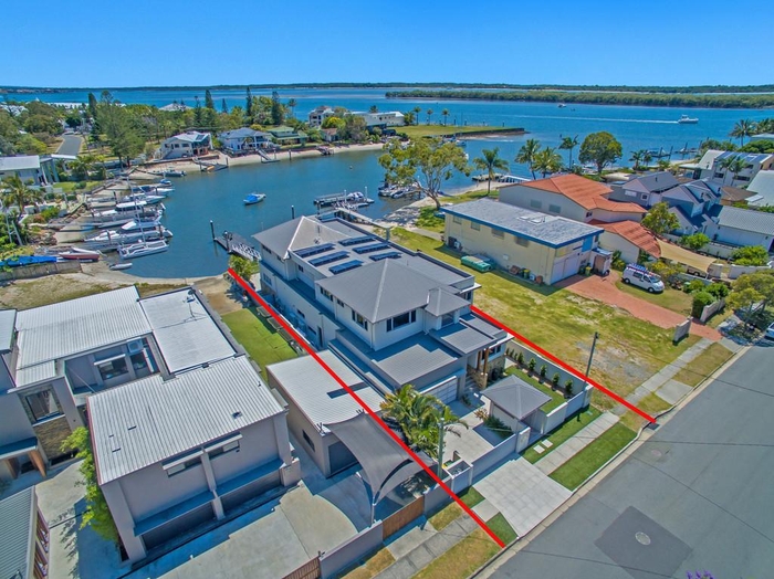 31 Howard Street, Runaway Bay, QLD 4216 Property Details - view.com.au