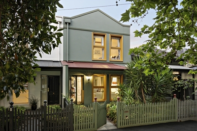 Explore Barrett Street, Albert Park, VIC - 3206 - view.com.au