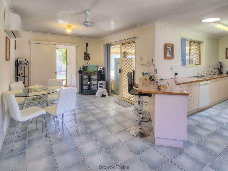 6 Conferta Place, Regents Park, QLD 4118 Property Details - view.com.au