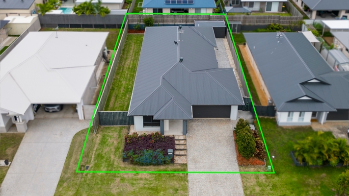 33 Hinchinbrook Circuit, Morayfield, QLD 4506 Property Details - view ...