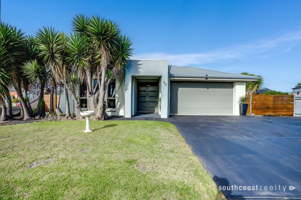 33 Prince Alfred Parade, Hindmarsh Island, SA 5214 Property Details ...
