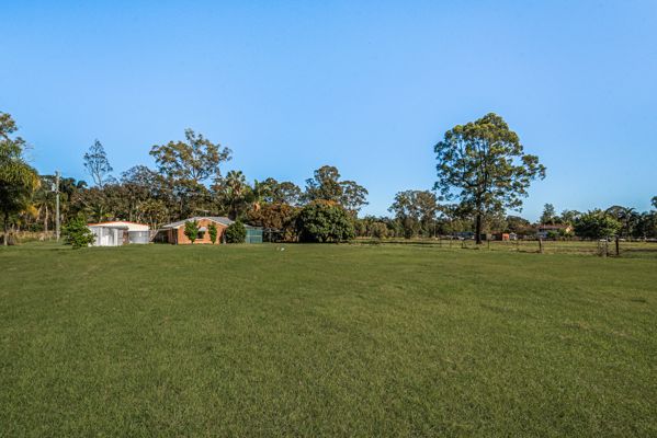 353 Park Ridge Road, Park Ridge, QLD 4125 Property Details - view.com.au