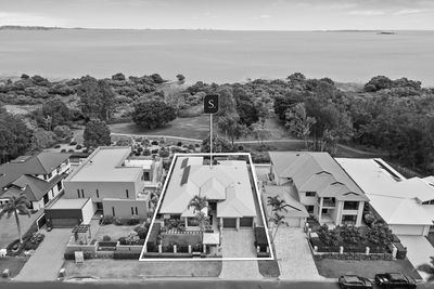 Explore Allan Day Drive, Wellington Point, QLD - 4160 - view.com.au