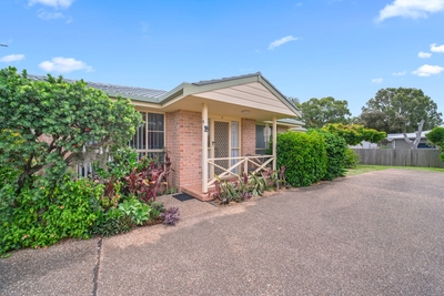 Explore Hind Avenue, Forster, NSW - 2428 - view.com.au