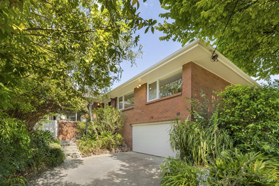 Sold 15 Singleton Road, Balwyn North, VIC 3104 for $2,150,000 on 03 Feb ...