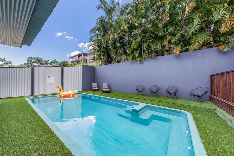 Sold 25 South Molle Boulevard, Cannonvale, QLD 4802 for $845,000 on 20 ...