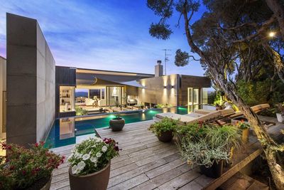 Sold 5 The Cups Drive, Cape Schanck, VIC 3939 for $3,880,000 on 02 Dec ...