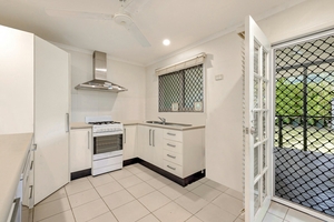 Sold 196 Greenslopes Street, Edge Hill, QLD 4870 for Contact Agent on ...