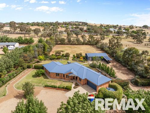 50 Real Estate Properties for Sale in Junee, NSW 2663