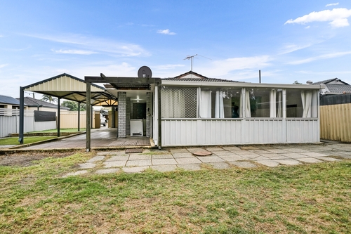 376 Real Estate Properties for Sale in Kelmscott, WA 6111