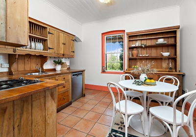 Sold 12 Fitzroy Street, Kiama, NSW 2533 for $2,150,000 on 01 Nov, 2024