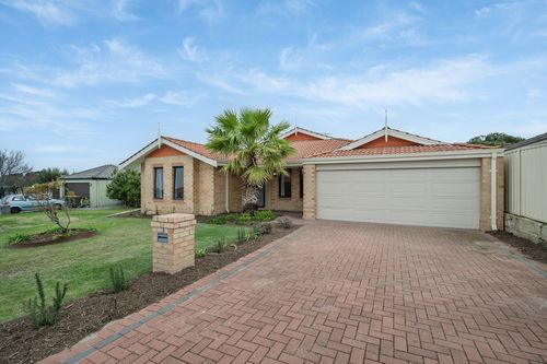 78 Houses for Sale in Madeley, WA 6065