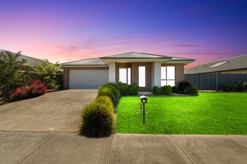 58 Houses for Sale in Maffra, VIC 3860