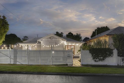 57 Houses for Sale in Mitchelton, QLD 4053