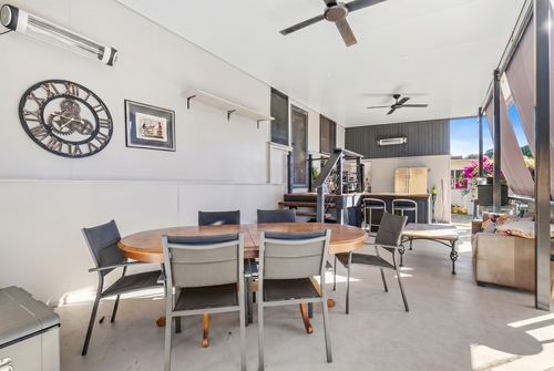 4+ Bedroom Properties for Sale Under $1 million in Mount Morgan, QLD ...