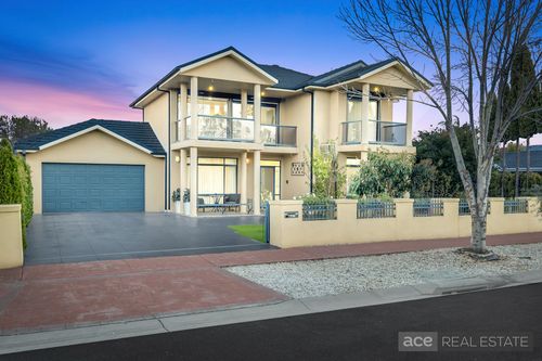 591 Houses for Sale in Point Cook, VIC 3030