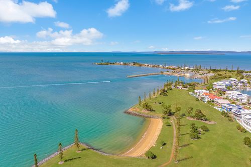 15 Houses for Sale in Raby Bay, QLD 4163