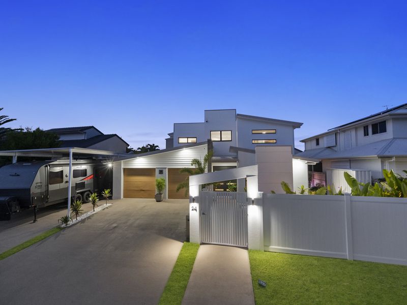 13 Real Estate Properties for Sale in Raby Bay, QLD 4163